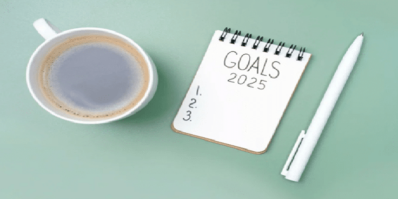 Start Strong: Your 2025 Guide to Achieving Goals - Honeycomb Agency